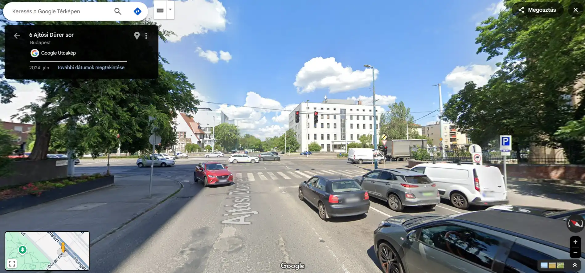 Melyik sávba lehet kanyarodni balra kanyarodáskor?